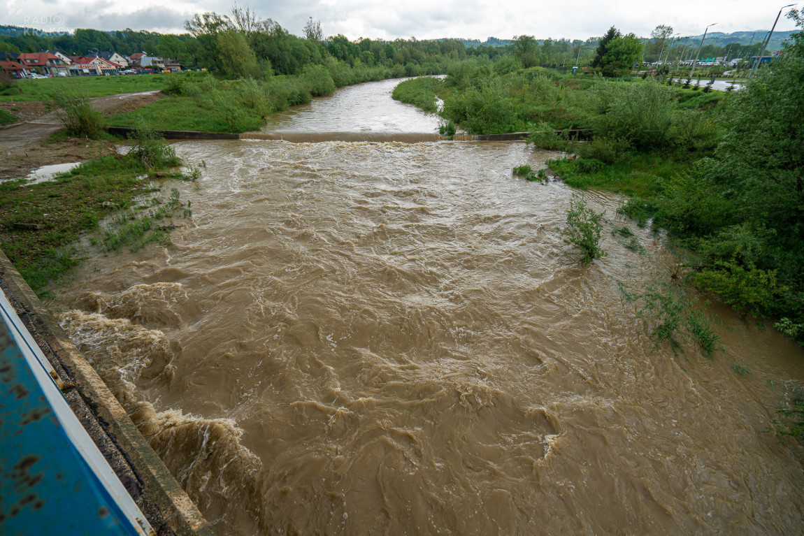 Wysoki stan Dunajca - spływy przełomem rzeki wstrzymane