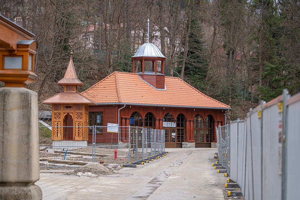 Prace przy rewitalizacji Polany Janówka w Krynicy mogą potrwać dłużej ...