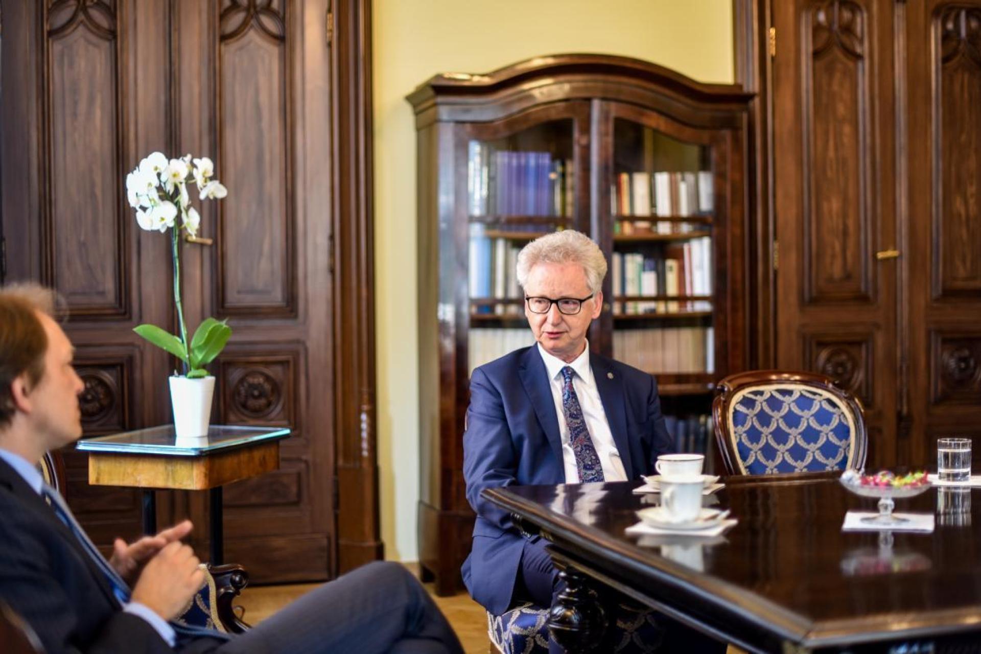 Prof. Popiel: na polskie uczelnie nie trafiła duża liczba uchodźców z ...