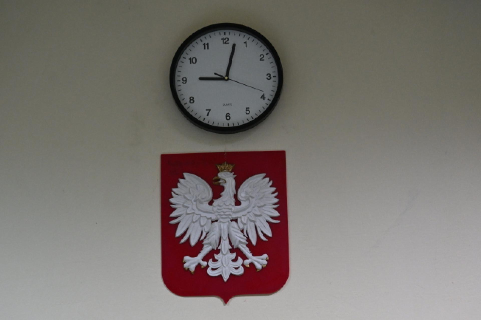 Senat/ Dane PKW z 25,58 proc. komisji w okręgu nr 32: Fedorowicz (KO ...