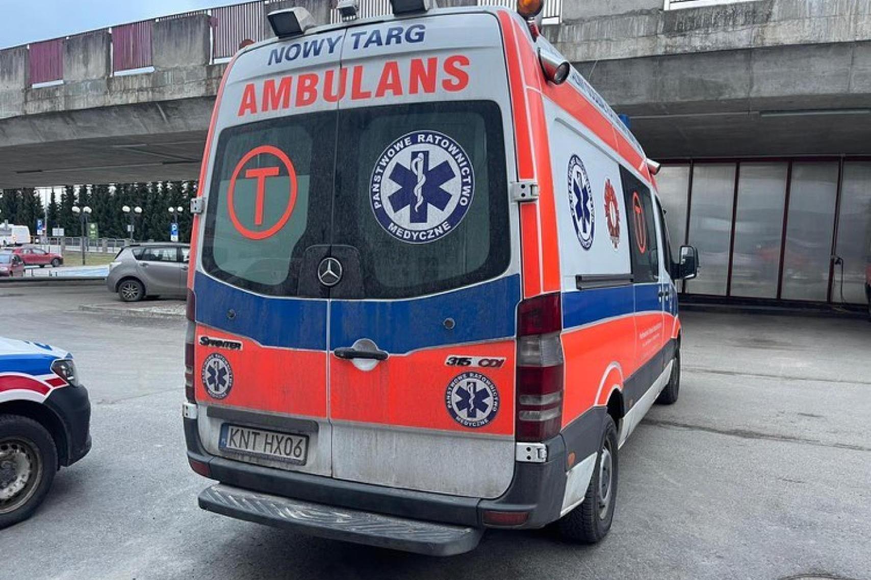 Kolejne karetki dla nowotarskiego szpitala