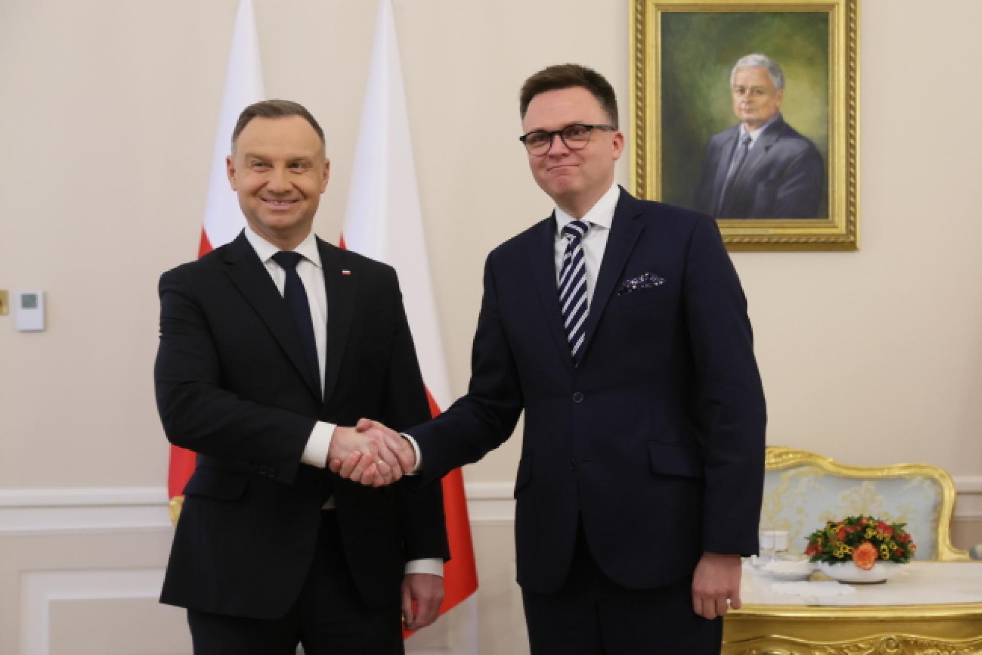 Zakończyło się spotkanie marszałka Sejmu Szymona Hołowni z prezydentem ... Zakończyło się spotkanie marszałka Sejmu Szymona Hołowni z prezydentem ...