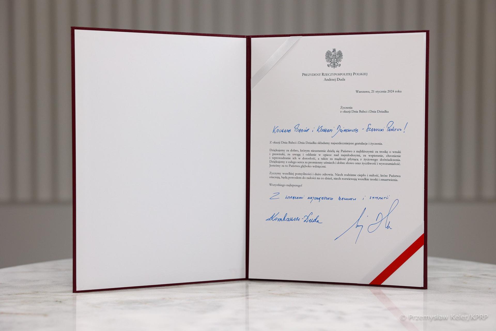 Gratulacje i życzenia z okazji Dnia Babci i Dnia Dziadka od pary prezydenckiej