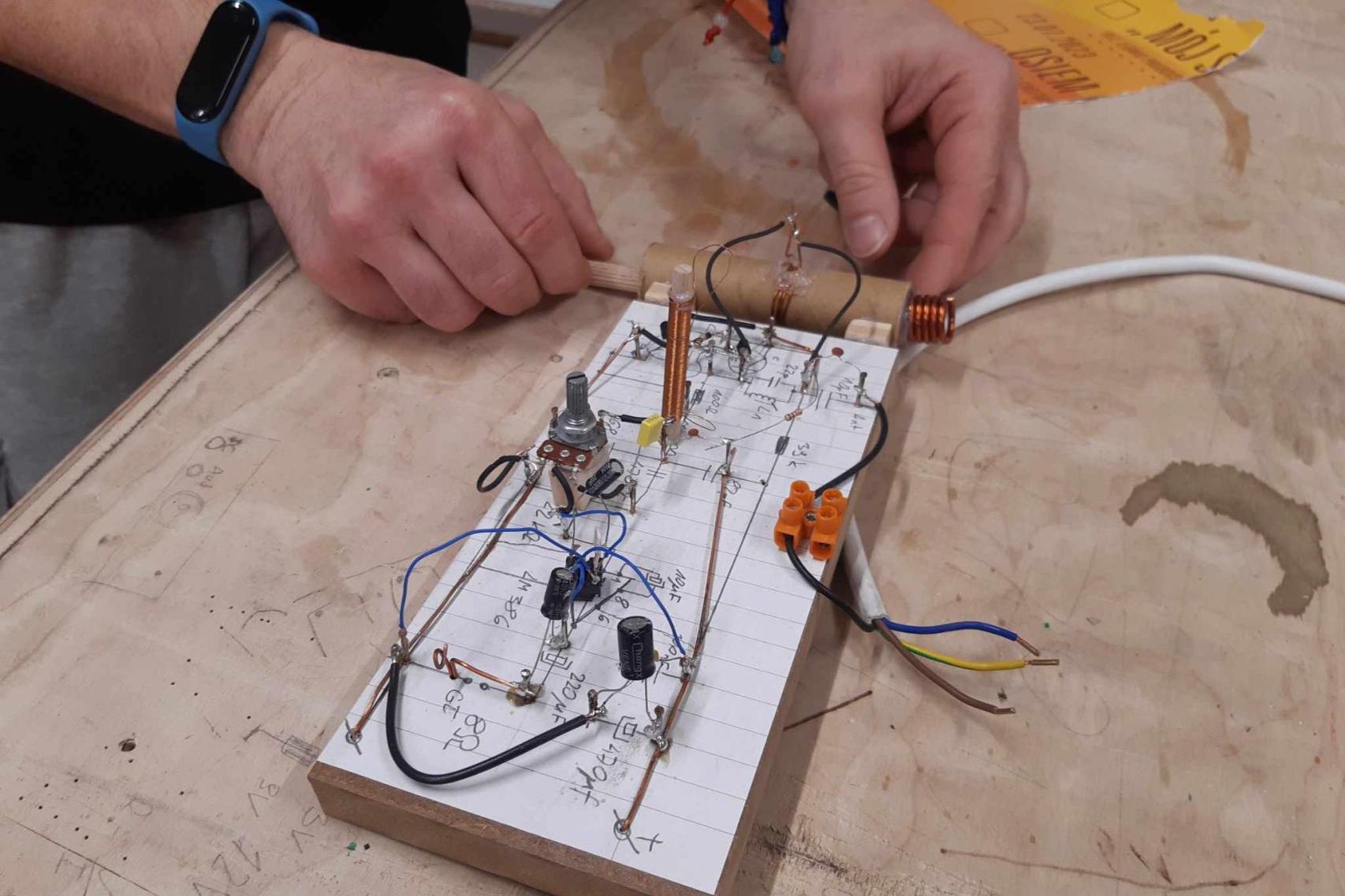 Światowy Dzień Radia. "To był tak znaczący wynalazek, jak współcześnie ...