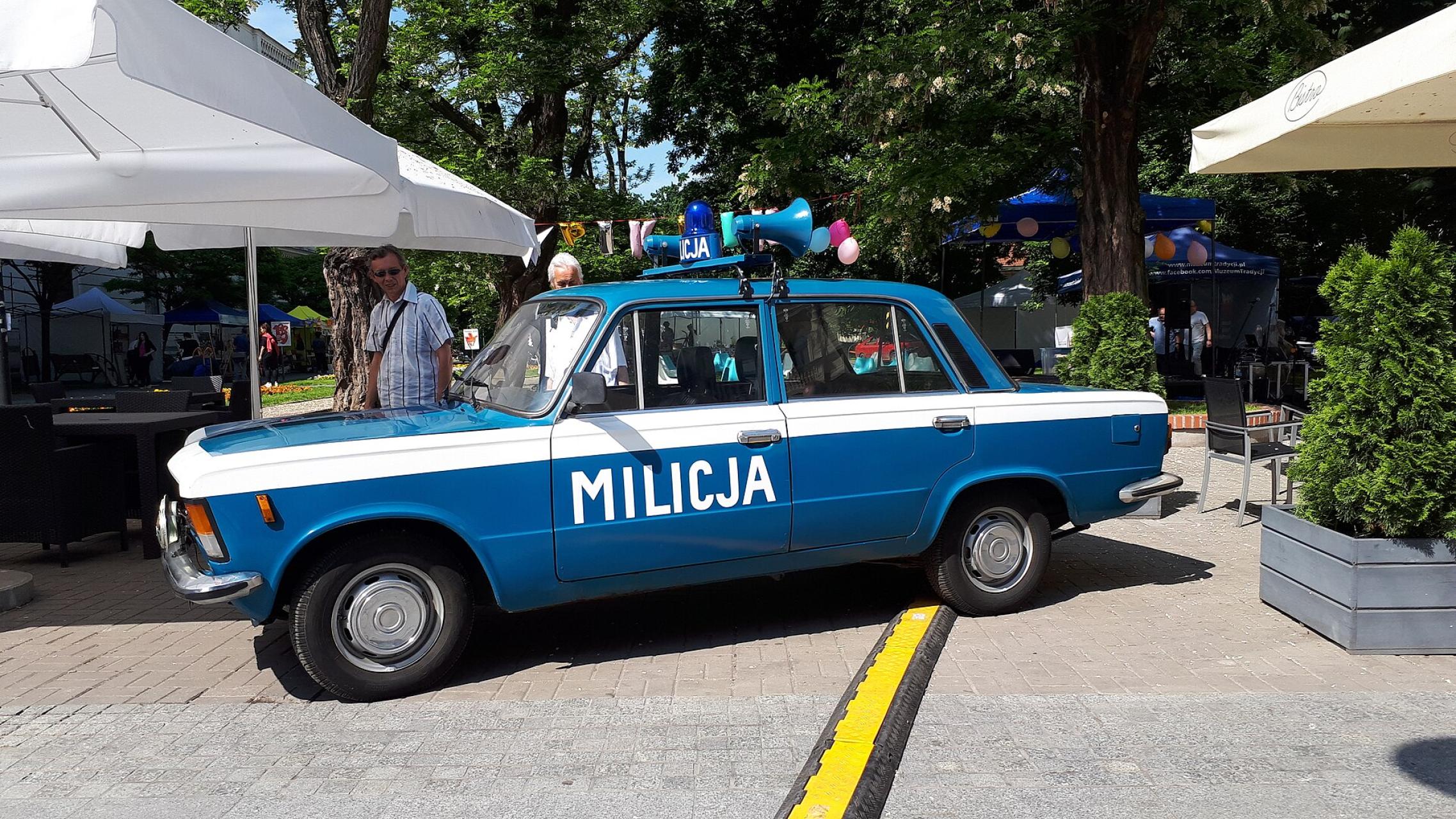 35 lat temu Milicja stała się Policją. Wtedy polscy filmowcy zaczęli ...