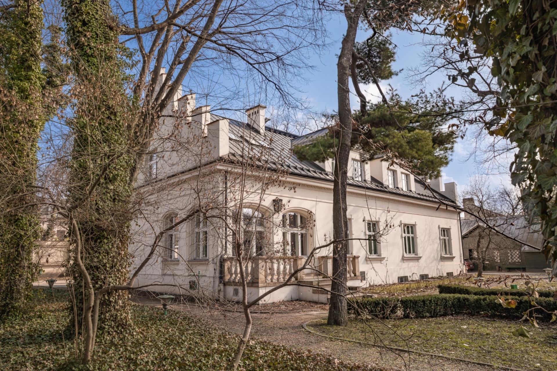 Dębniki czyli koniec świata. Tajemniczy dworek Beaty Matejkówny
